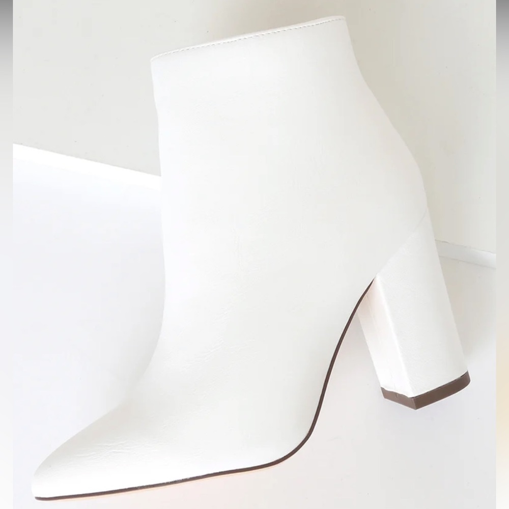 Lulus Ottava White Block Heel Booties - Gem